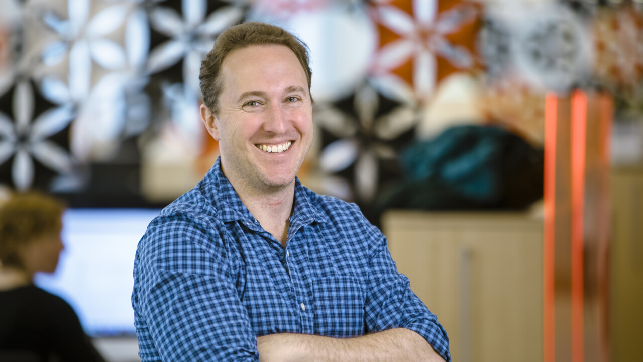 Han gör modeller av evolutionen