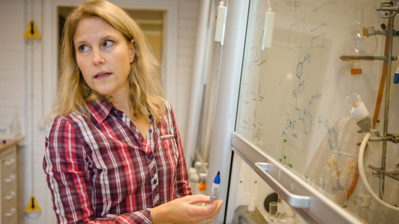 Collaboration award to pharmaceutical chemist